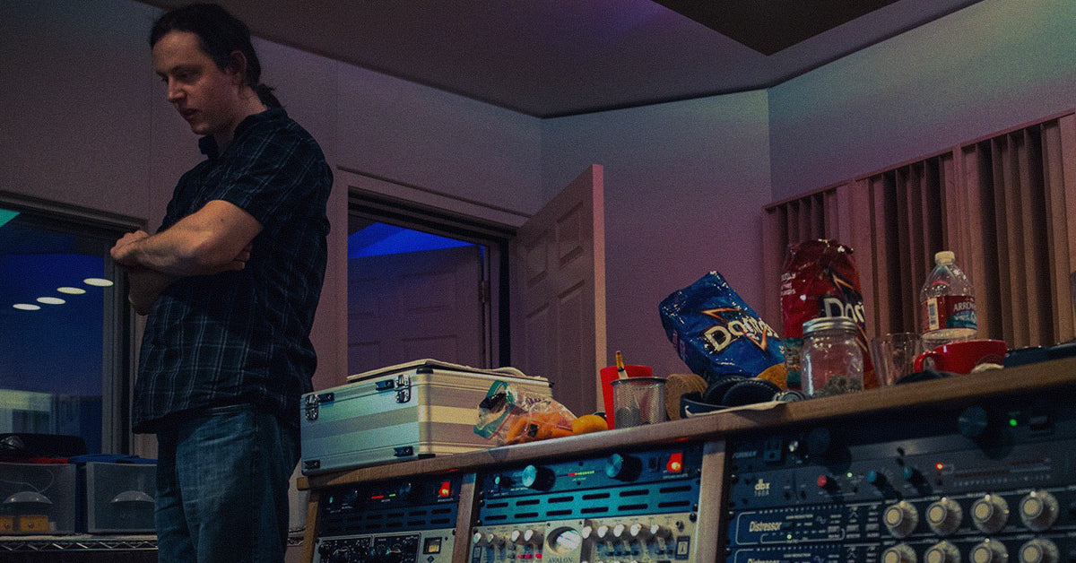 Bantr – Color Red Music